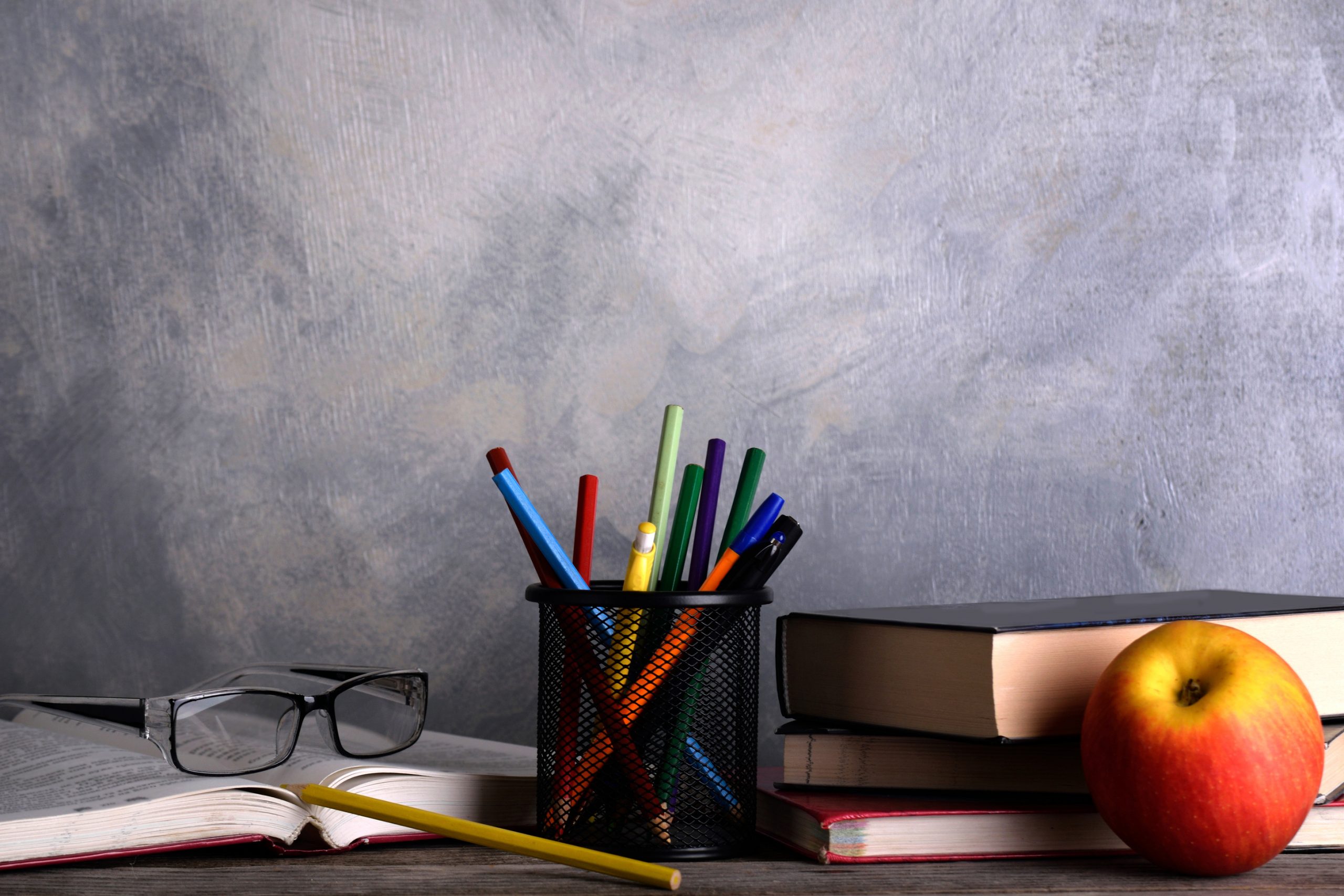 DEBORAH MESSER GONZALEZ - Who’s Who of Professional Women