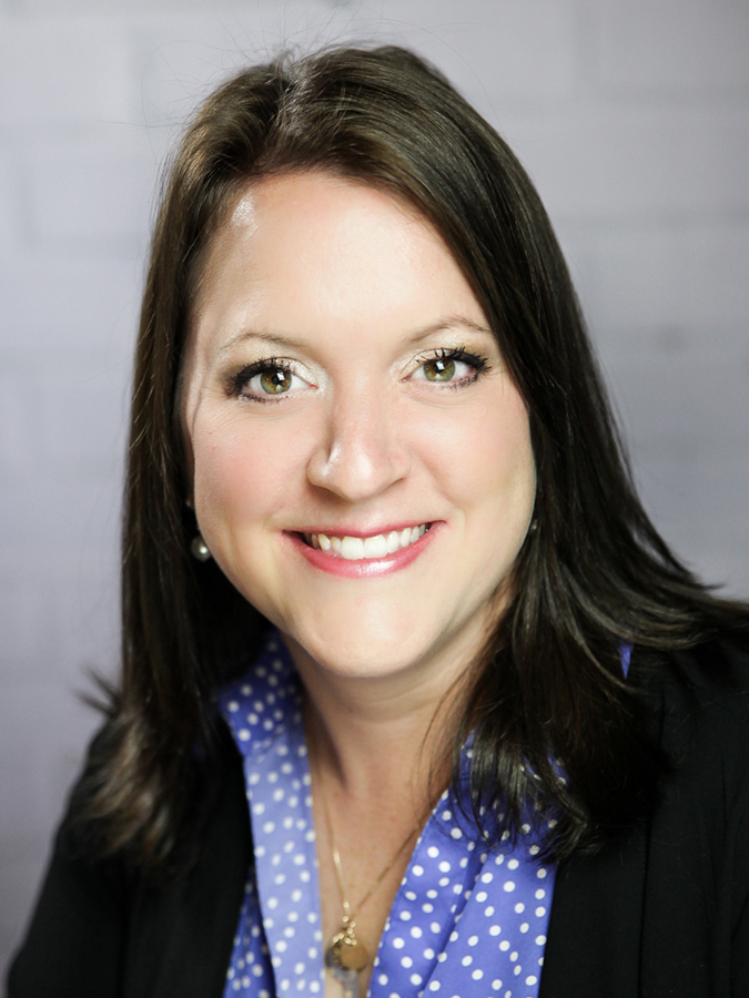 ASHLEY HUNSAKER - Professional Women