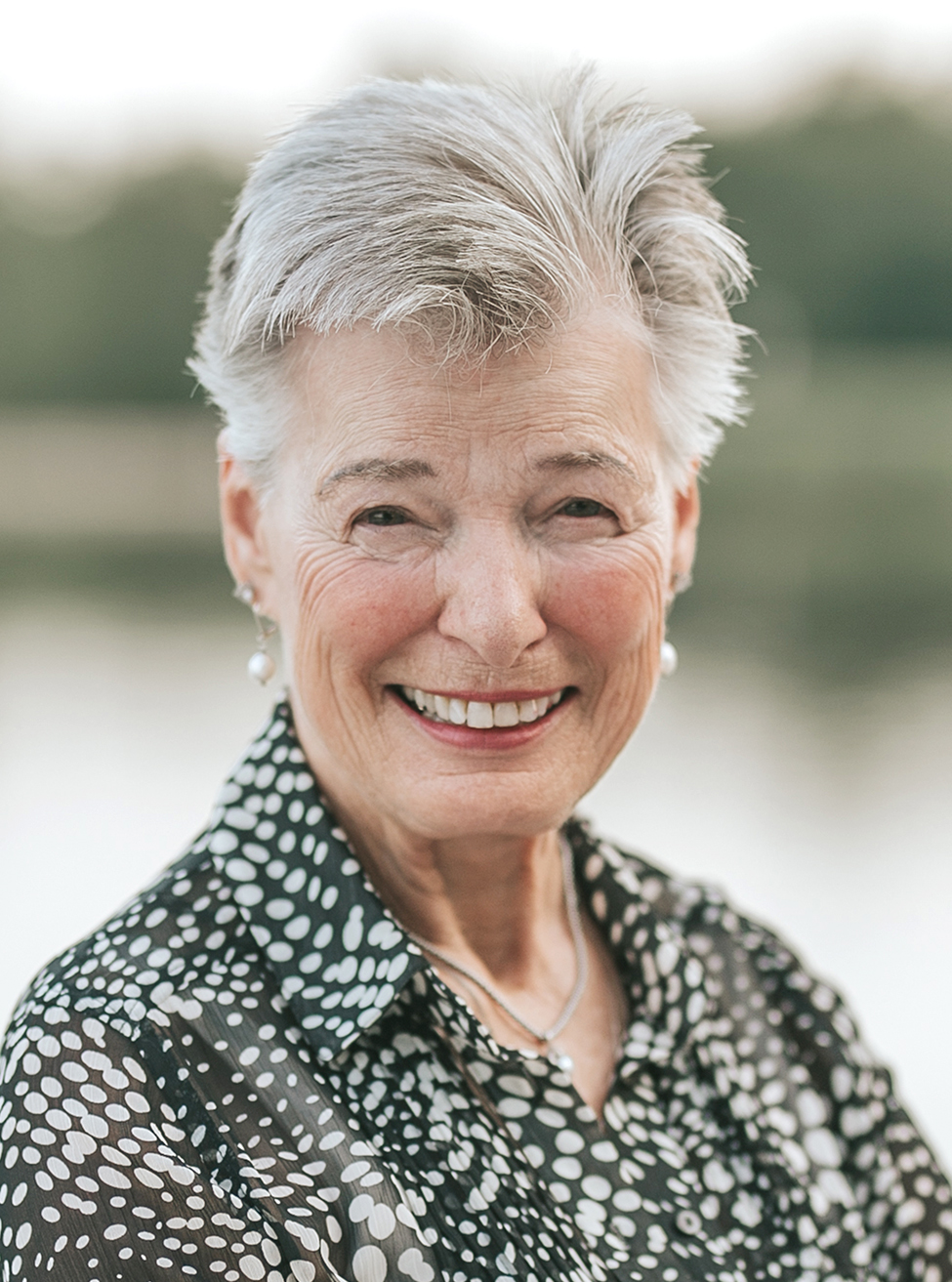 ETTA OSBORNE LEGNER - Professional Women