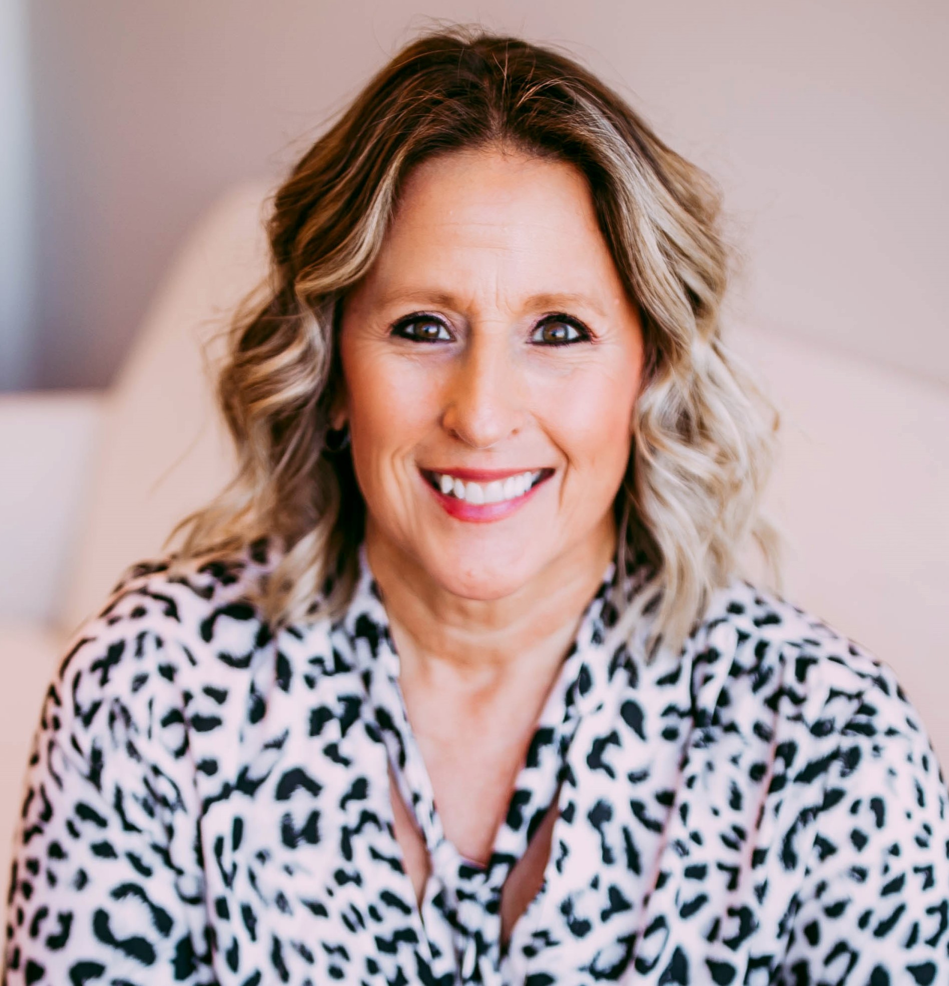 KRISTINA ANN LESLEY - Professional Women