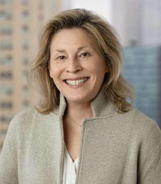 VICTORIA ASTON-DUFF - Professional Women