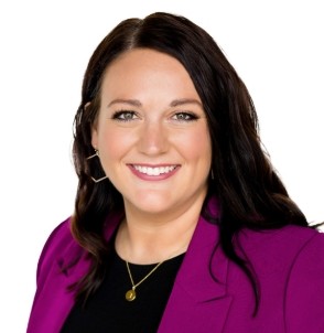 LIZ ULRICHSON - Professional Women