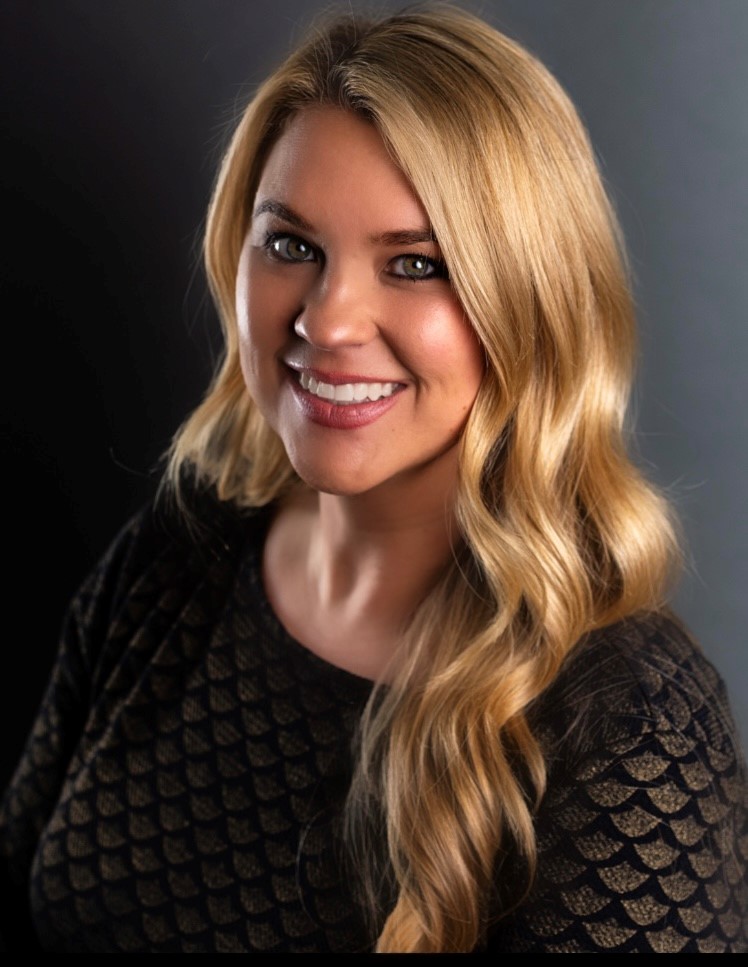 JENNIFER RING - Professional Women