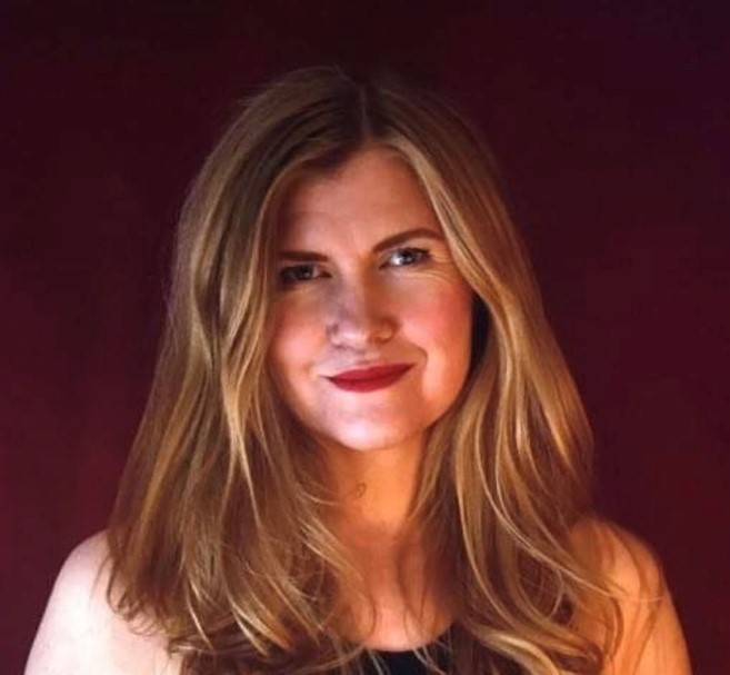 OLGA BROOKS - Professional Women