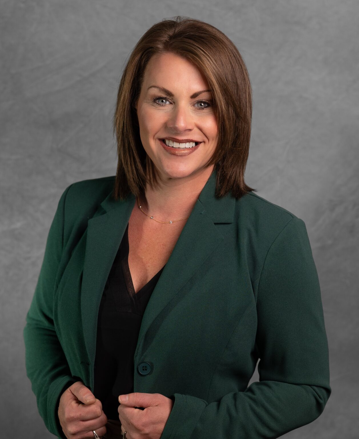 KIM MORELAND - Professional Women